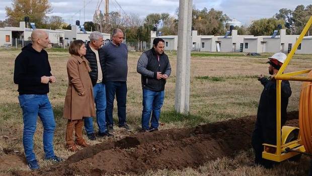 Comenzaron las obras de ampliación de la red de gas natural en Pla