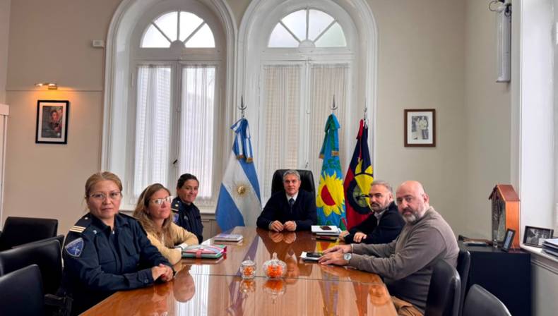 Reunión de trabajo con Golía por la futura sede de Policía Científica ...
